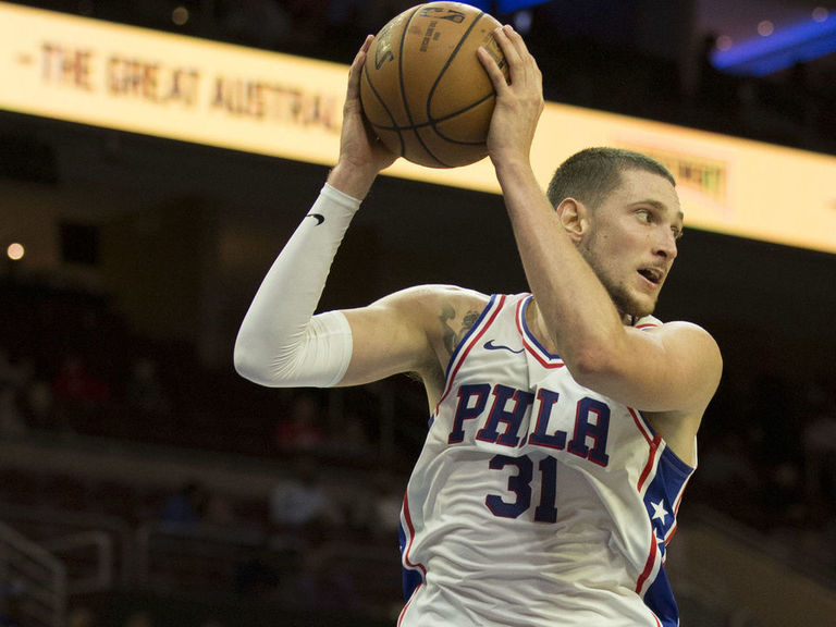 76ers' Muscala apologizes for father's offensive tweets | theScore.com