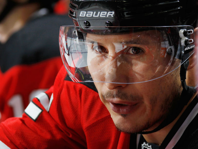 Tootoo, 1st Inuk player in NHL history, retires after 13 seasons ...