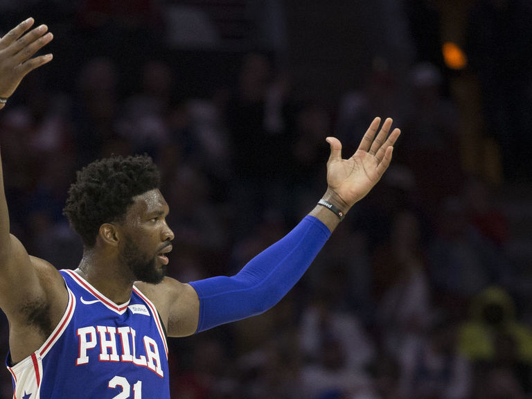 Watch: Embiid's flop gets Drummond ejected in 4th quarter | theScore.com