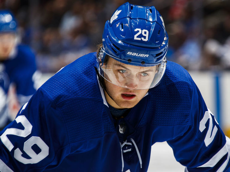 Report: Leafs comfortable letting Nylander sit if no deal struck by Dec ...