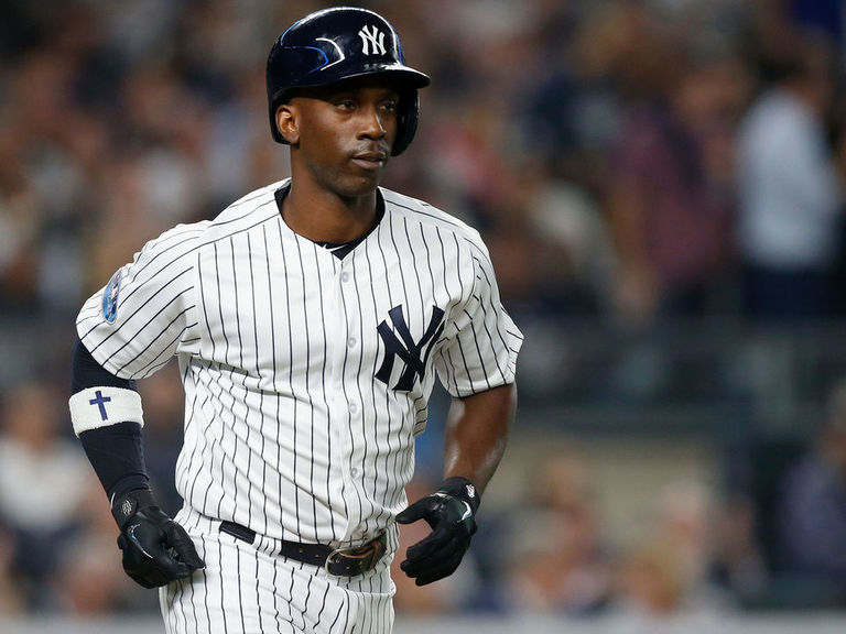 Phillies, McCutchen agree to 3-year, $50M deal | theScore.com