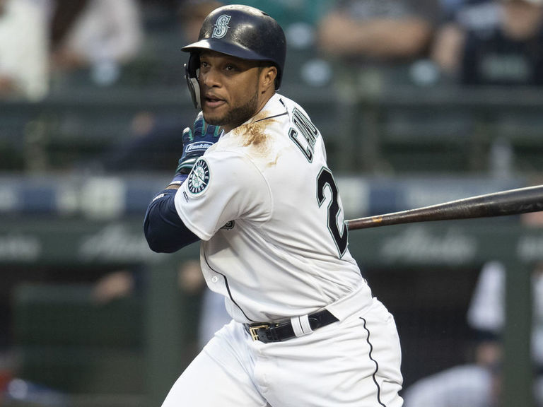 Report: Mariners contacted Yankees, Mets about Cano trade | theScore.com