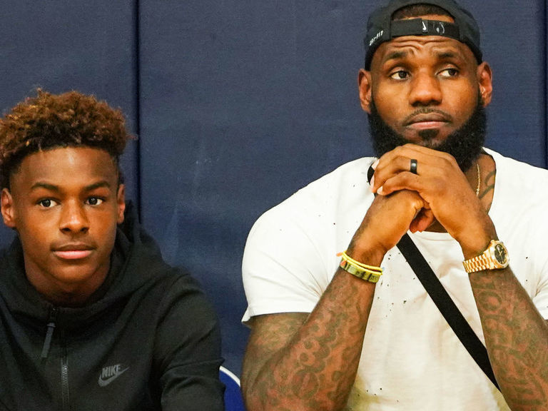 LeBron 'would love to' play in NBA with his son | theScore.com
