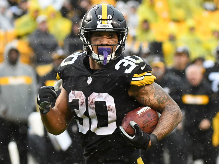 Steelers' Tomlin: It's possible Conner could play vs. Patriots ...