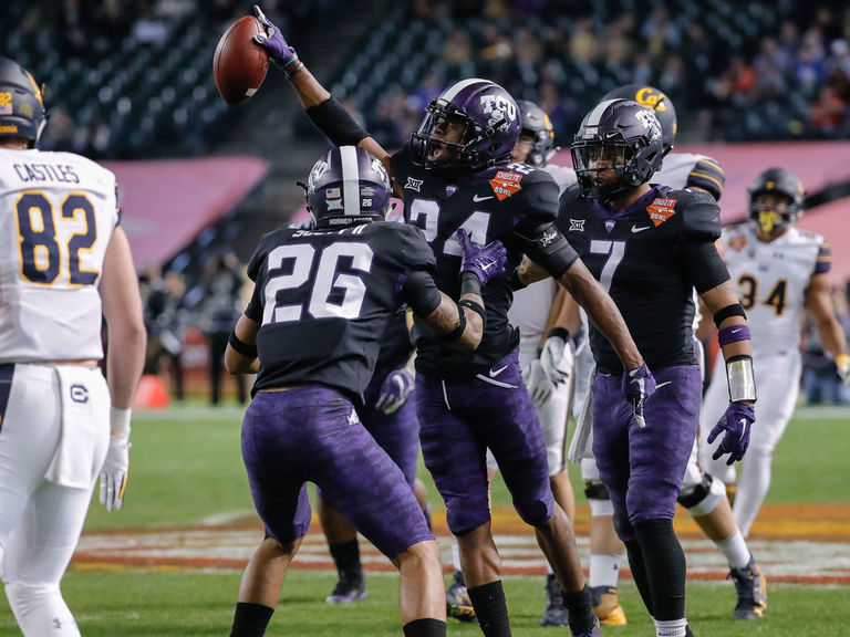 Twitter was loving the Cheez-It Bowl | theScore.com