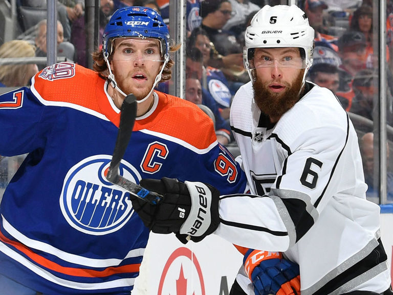 FOX's 'Glow Puck' to make return for Kings-Oilers broadcast | theScore.com