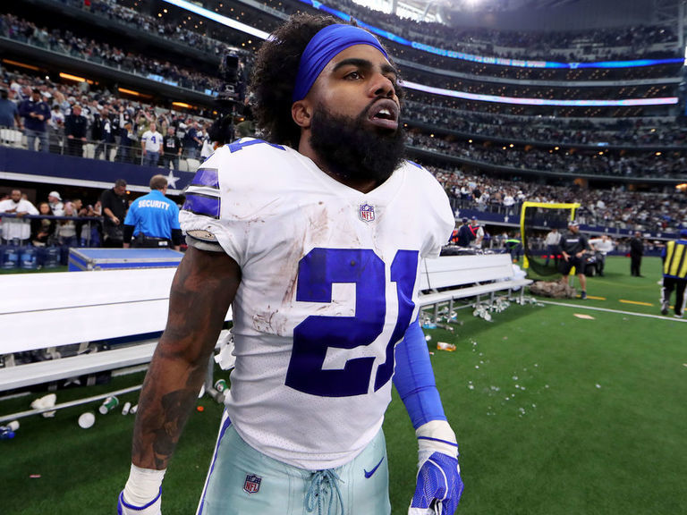 Report: Zeke flying to Dallas in case extension gets done | theScore.com