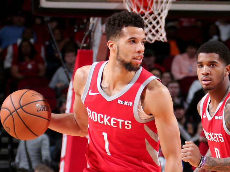 Rockets trade Carter-Williams to Bulls; will be waived | theScore.com