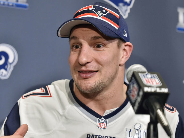 Report: Gronkowski at 100 percent after multiple injuries | theScore.com