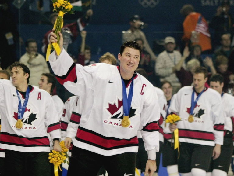 Corey Hirsch column: The NHL needs to go to the Olympics | theScore.com