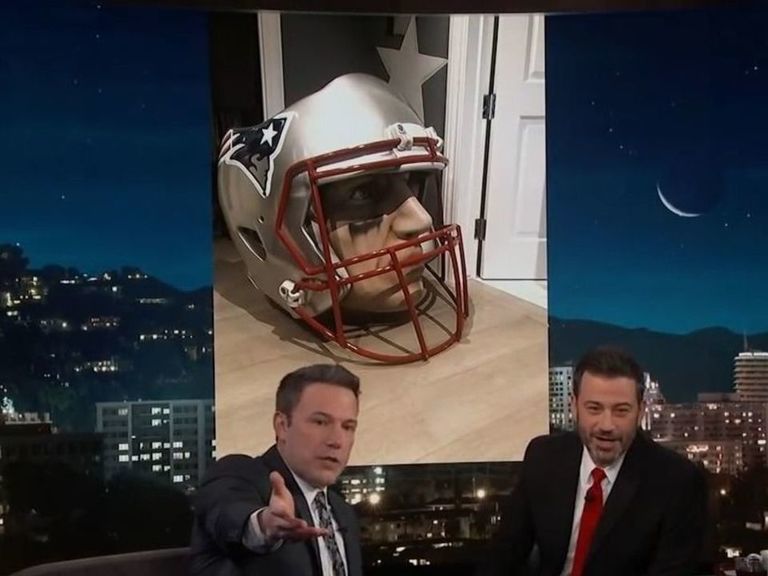 Ben Affleck bought his son a creepy Tom Brady chair | theScore.com