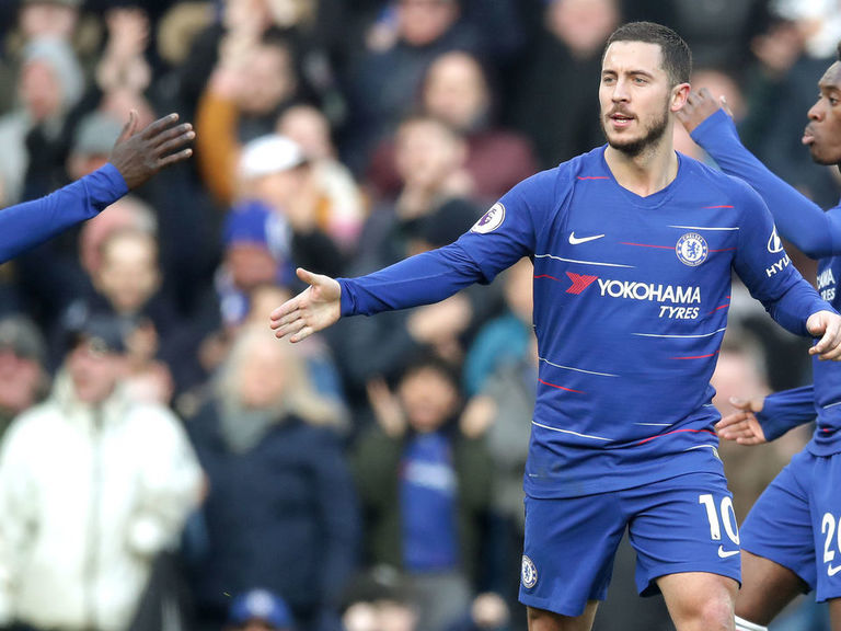 Hazard late show rescues Chelsea in Wolves draw | theScore.com