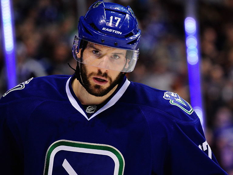 Report: Canucks hold onto Ryan Kesler past the trade deadline ...