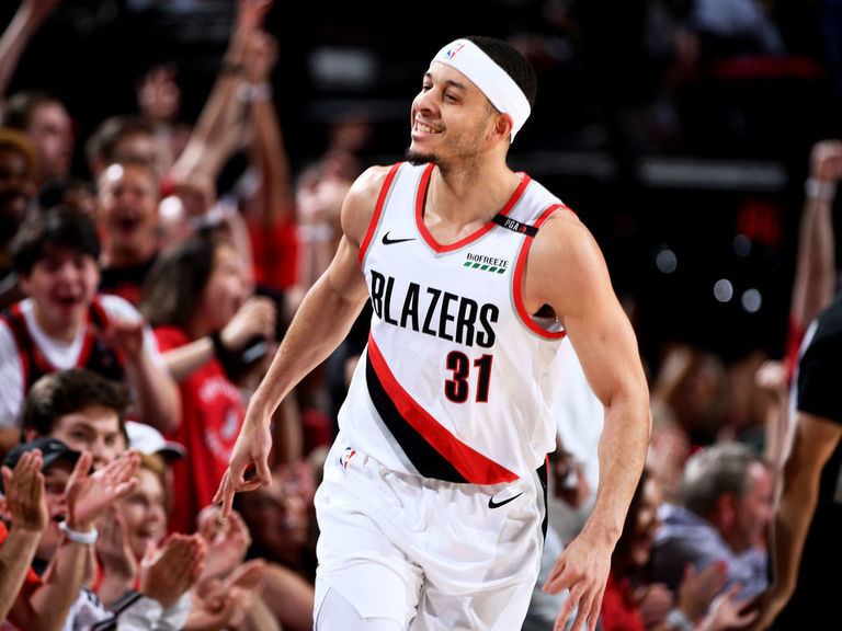 Mavs sign Seth Curry to 4-year, $32M contract | theScore.com