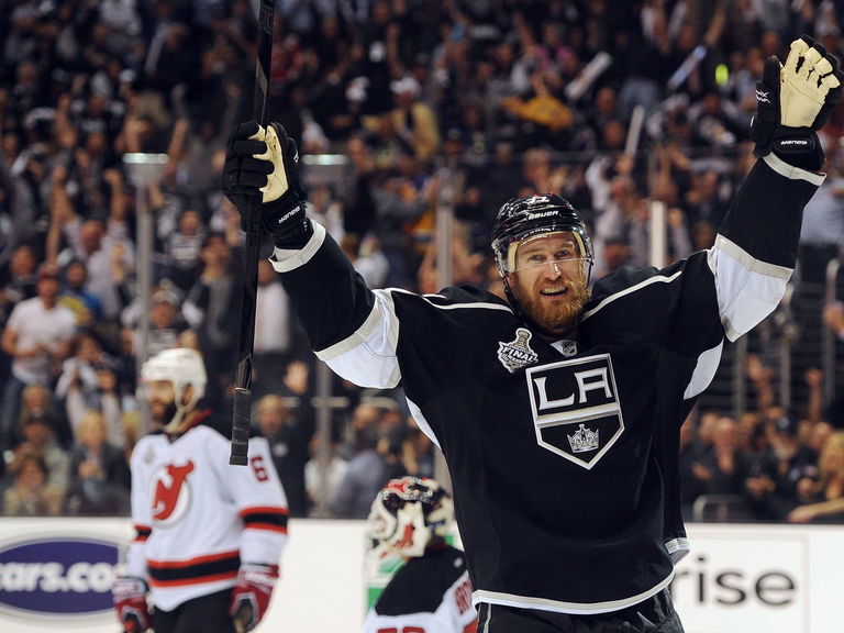 Carter, Ward, Backstrom named NHL's 3 stars | theScore.com