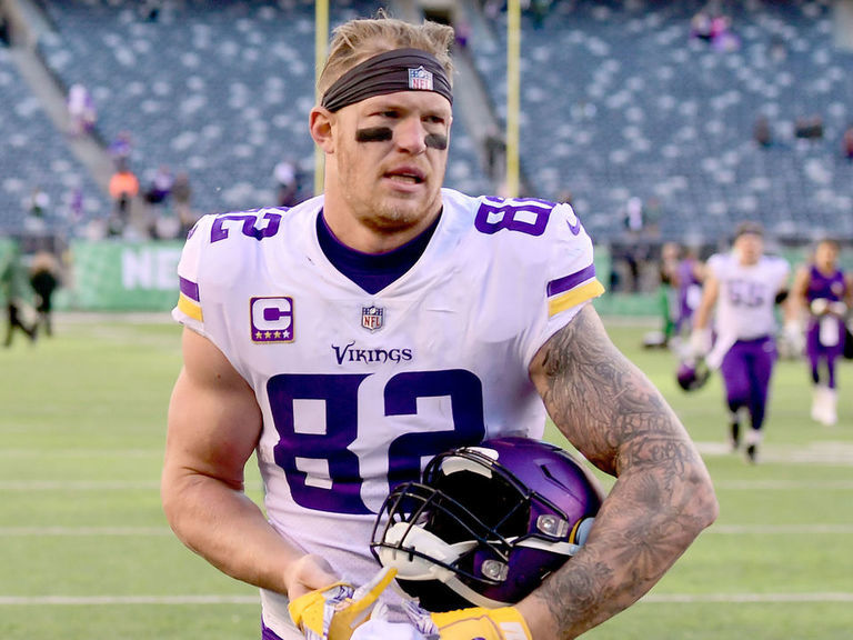 Vikings' Rudolph to practice at OTAs despite uncertain future ...