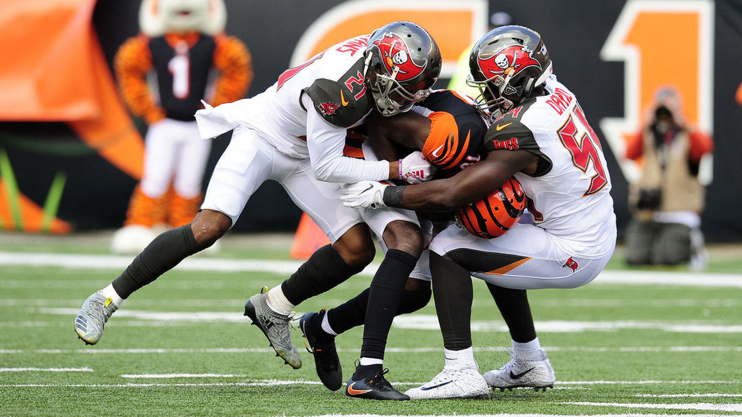 Ranking each NFL team's defensive 'triplets' | theScore