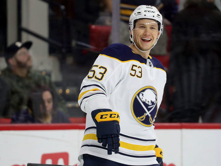 Sabres sign Skinner to 8-year, $72M extension | theScore.com