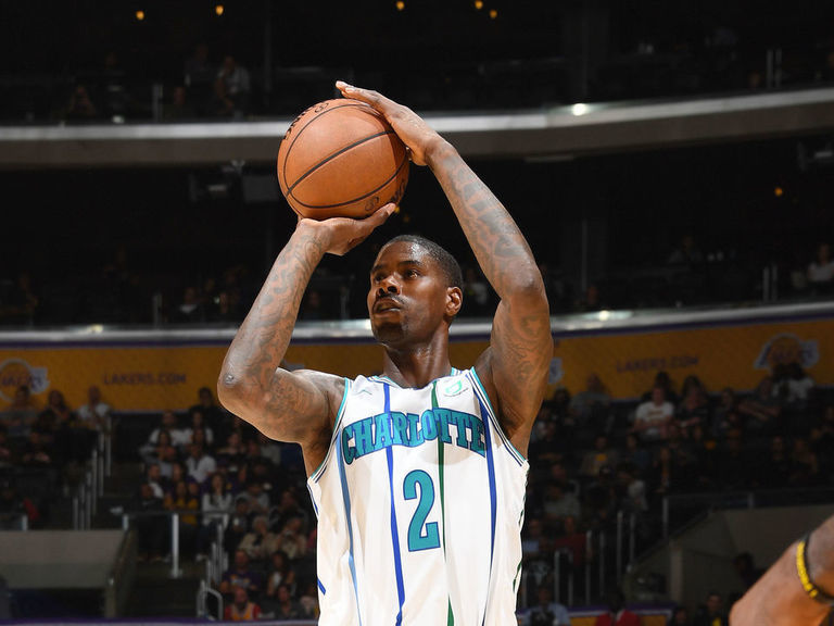 Report: Hornets' Williams exercises $15M player option | theScore.com