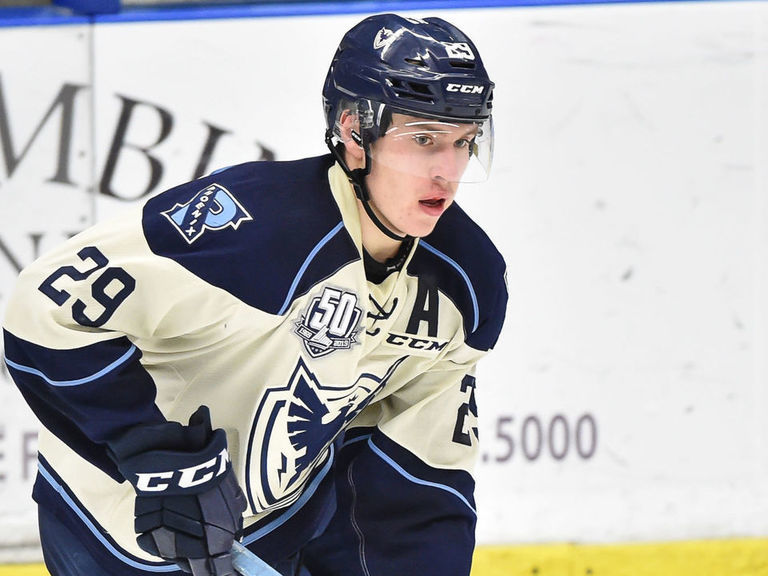 Penguins choose Samuel Poulin with No. 21 pick | theScore.com