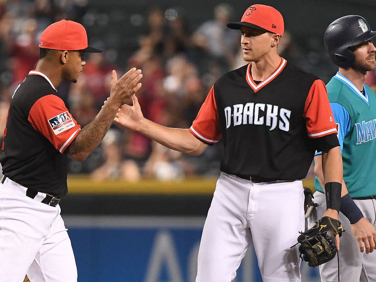 MLB unveils new look, relaxed social media rules for Players' Weekend ...