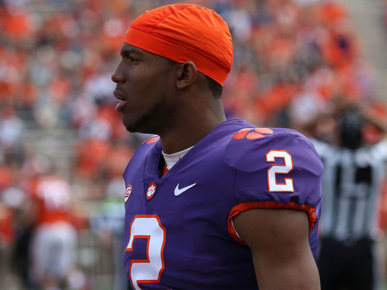 Ex-Clemson star Kelly Bryant takes over at QB for Missouri | theScore.com