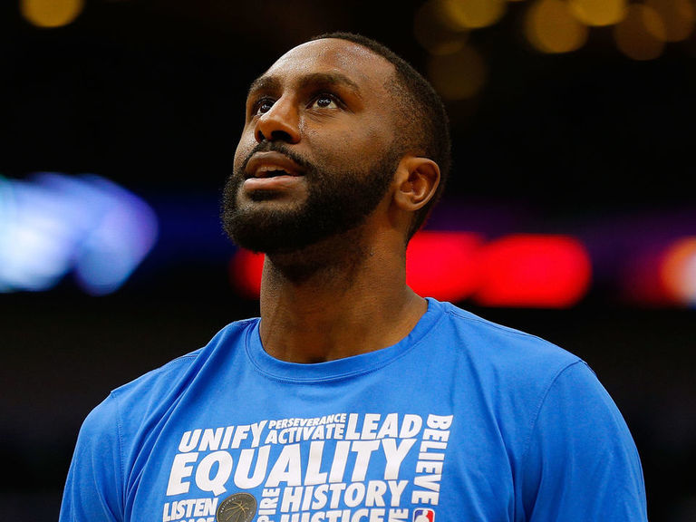 Clippers sign veteran forward Patterson | theScore.com