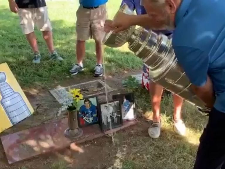 Watch: Bob Plager takes Stanley Cup to brother Barclay's grave ...