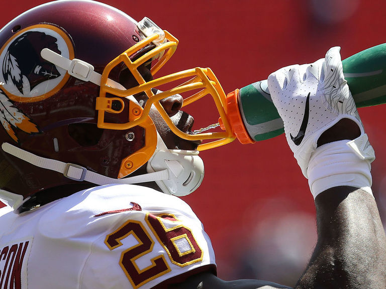 Peterson passes Jim Brown for 5th all time in rushing TDs | theScore.com