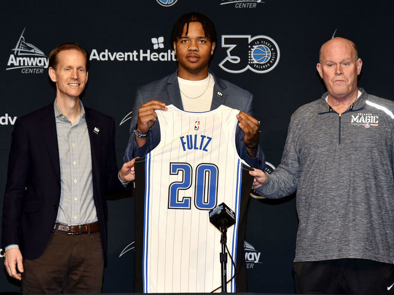 Magic exercise $12.3M team option on Fultz | theScore.com