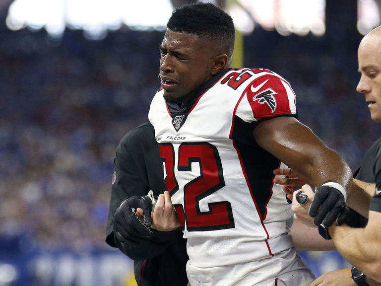 Report: Falcons' Neal believed to have torn Achilles | theScore.com