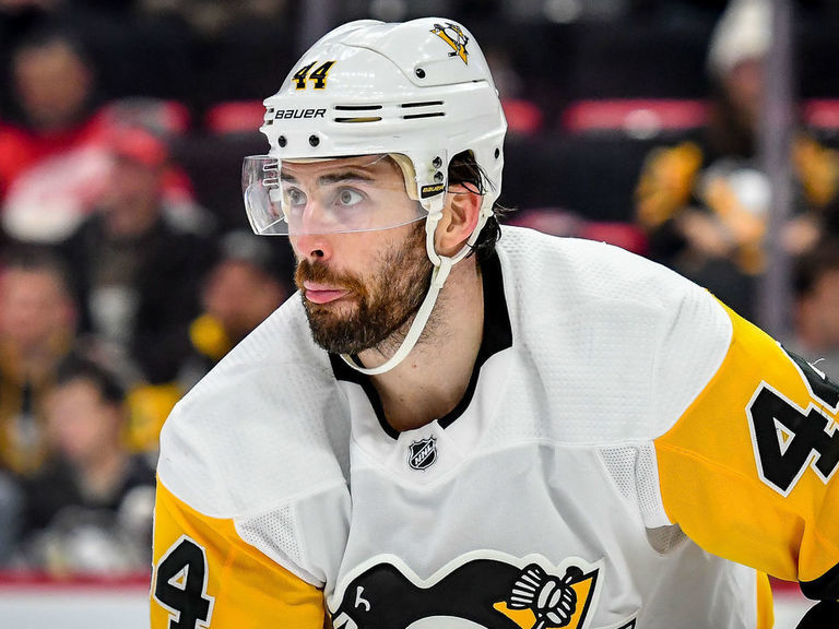 Penguins trade Gudbranson to Ducks | theScore.com