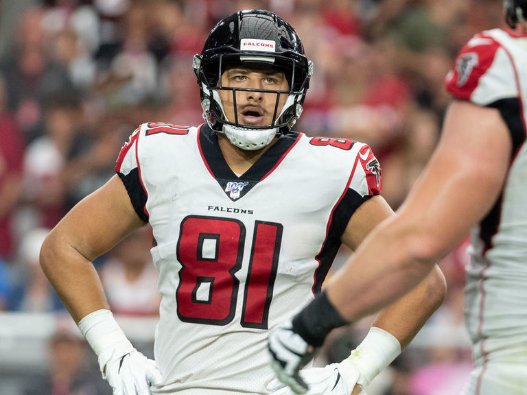 Report: Falcons' Hooper expected to miss time with knee injury ...