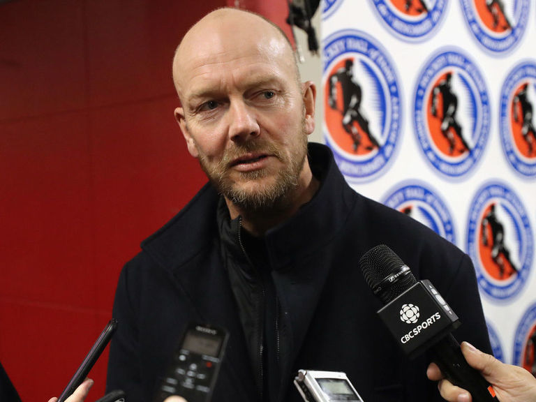 Sundin on Leafs' early adversity: 'It's a lot of pressure to play here ...
