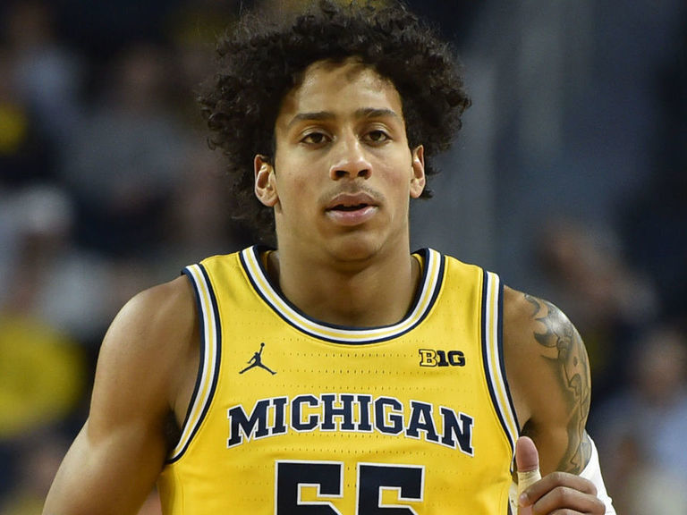 Brooks, Michigan upset No. 6 UNC in Battle 4 Atlantis | theScore.com