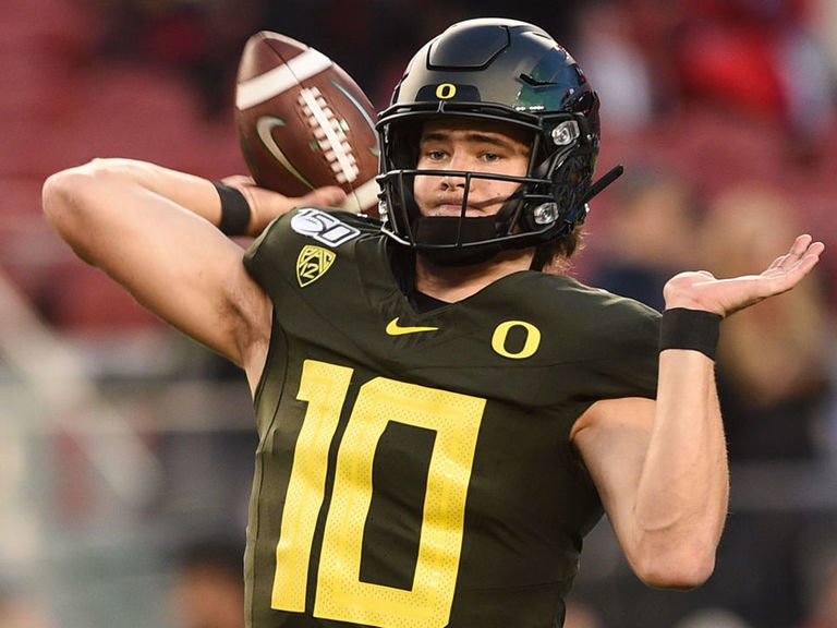 Justin Herbert 2020 player props: Unders across the board | theScore.com