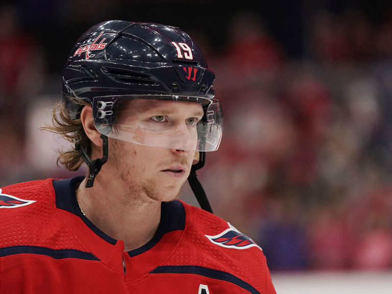 Capitals re-sign Backstrom to 5-year, $46M contract | theScore.com