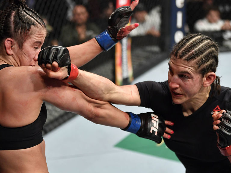 Modafferi hands 10-1 favorite Barber 1st pro loss | theScore.com