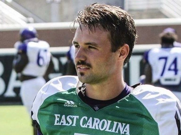 Minshew says he's selling clippings from 1st mustache | theScore.com