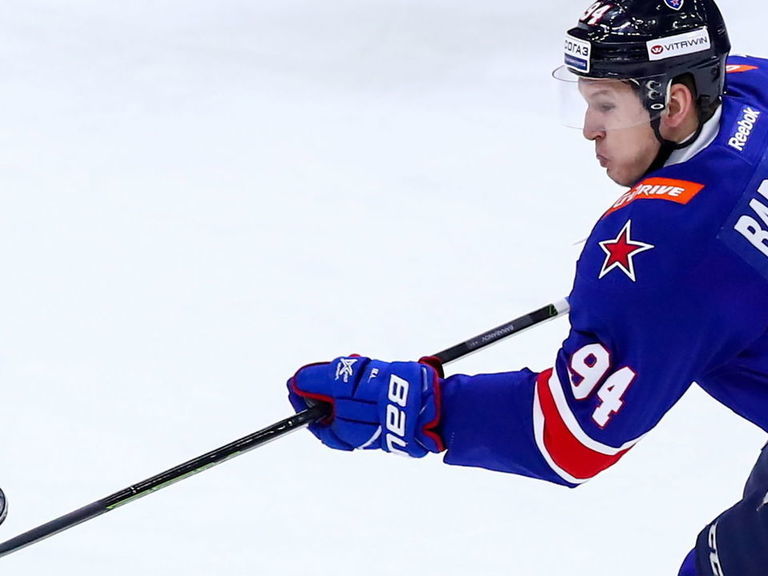 Maple Leafs sign KHL forward Alexander Barabanov | theScore.com