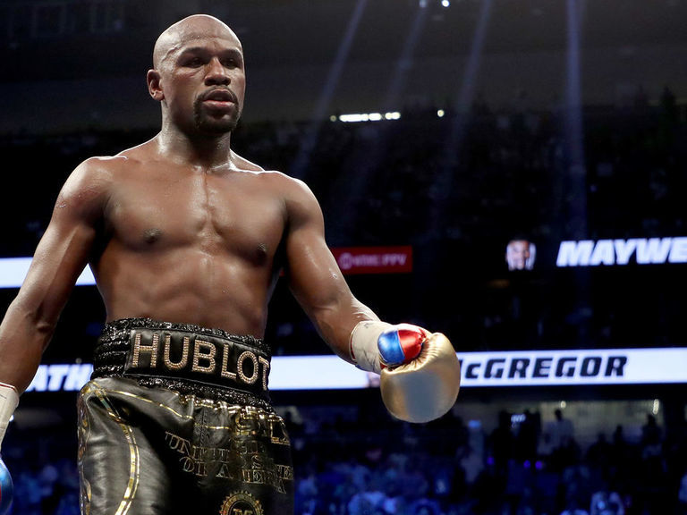 Mayweather inks deal for virtual boxing matchups | theScore.com