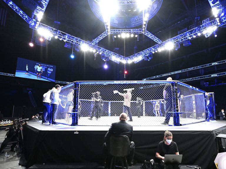 Report: UFC pushing May 23 event back a week | theScore.com