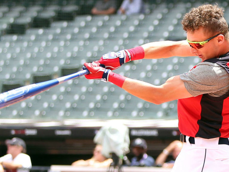 Padres select prep star Robert Hassell III No. 8 overall | theScore.com