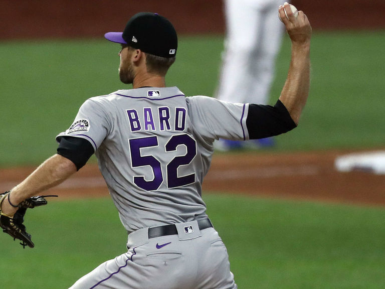 Rockies' Bard earns win in 1st MLB appearance since 2013 | theScore.com
