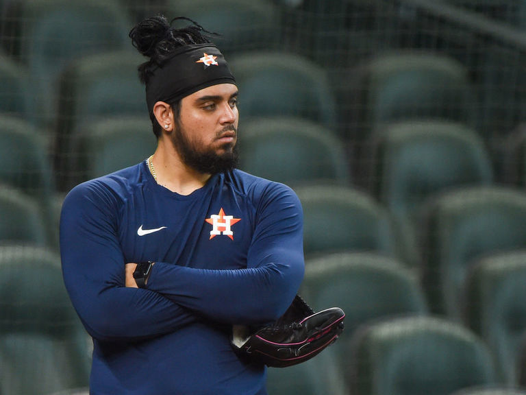 Astros transfer Osuna to 45-day IL due to elbow injury | theScore.com