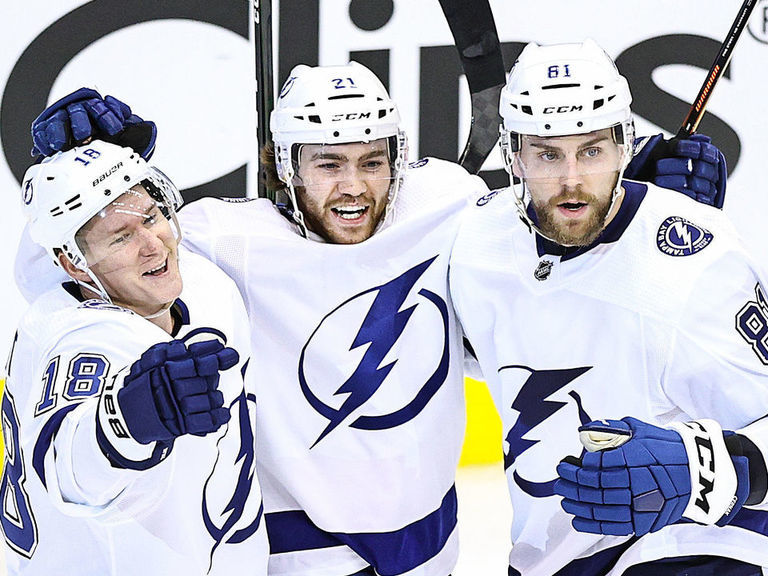 Lightning hold Blue Jackets to 7 shots in final 45 mins of Game 3 ...