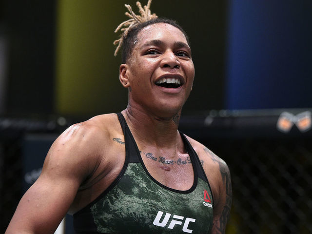 Dobson pulls off biggest UFC upset since Holm-Rousey | theS…