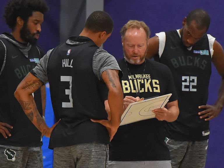 Bucks return to practice after leading NBA walkout | theScore.com