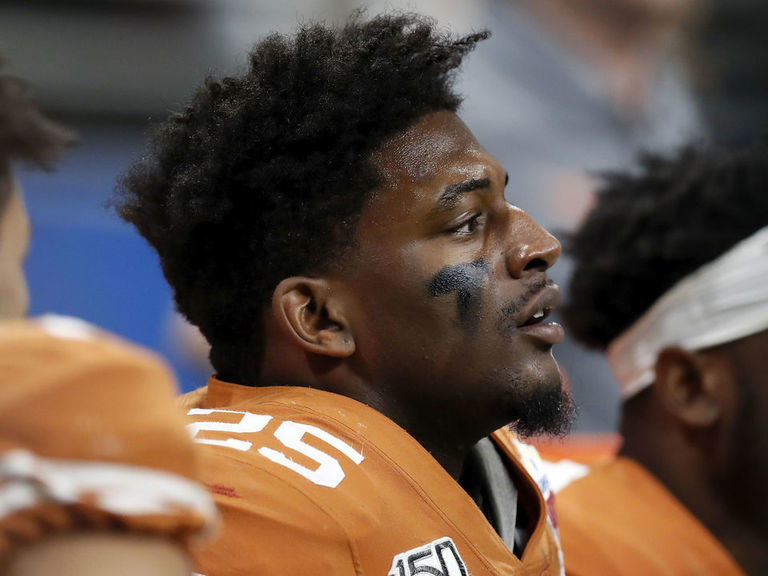 Report: Foster to remain with Texas after quitting team during UTEP ...