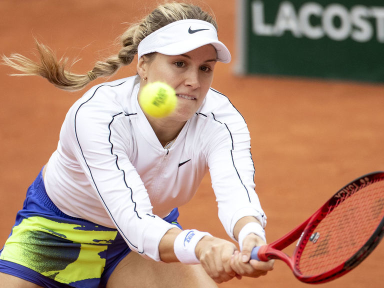 Bouchard's French Open run ends with 3rd-round loss | theScore.com